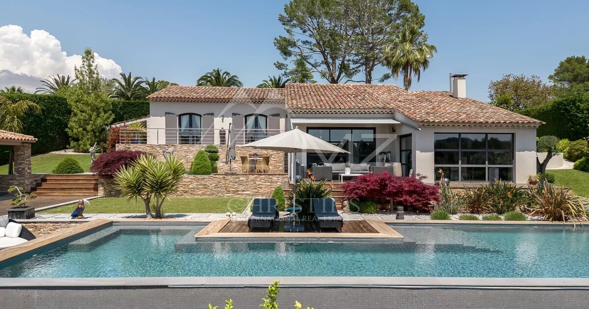 Beveiligd domein, gelijkvloerse villa met vrij uitzicht - Te koop ...